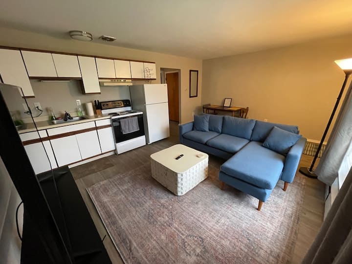Cozy One-bed In Royal Oak! 4006 - Royal Oak, MI