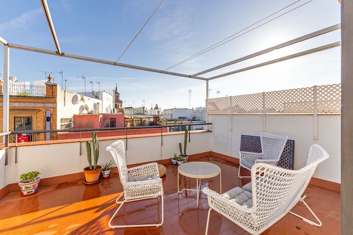 Duplex Con Terraza Privada En Casco Histórico - 赫雷納