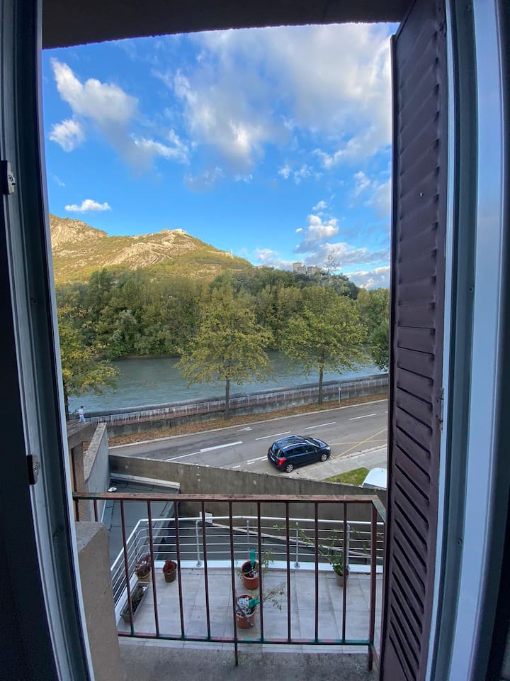 Appt Centre Grenoble
T3 Rénové - Grenoble