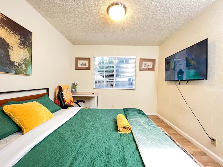 #U3-monthly Savings, Tv, Prime Location - Union City, CA
