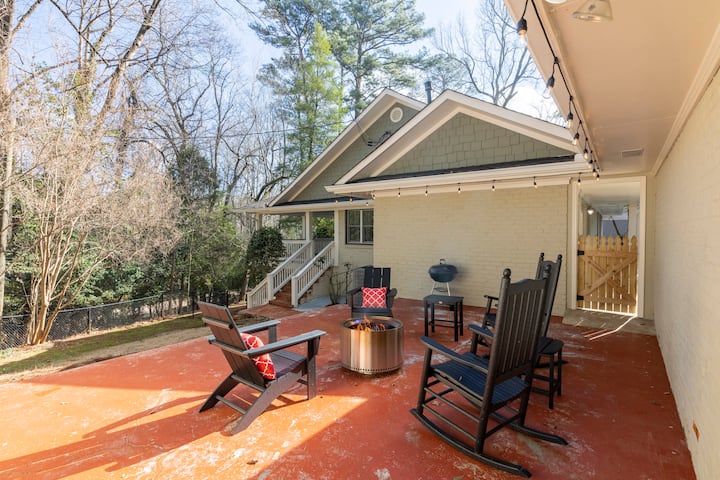 5 Points Gameday Getaway- Sleeps 12 Luxury Beds - Athens, GA