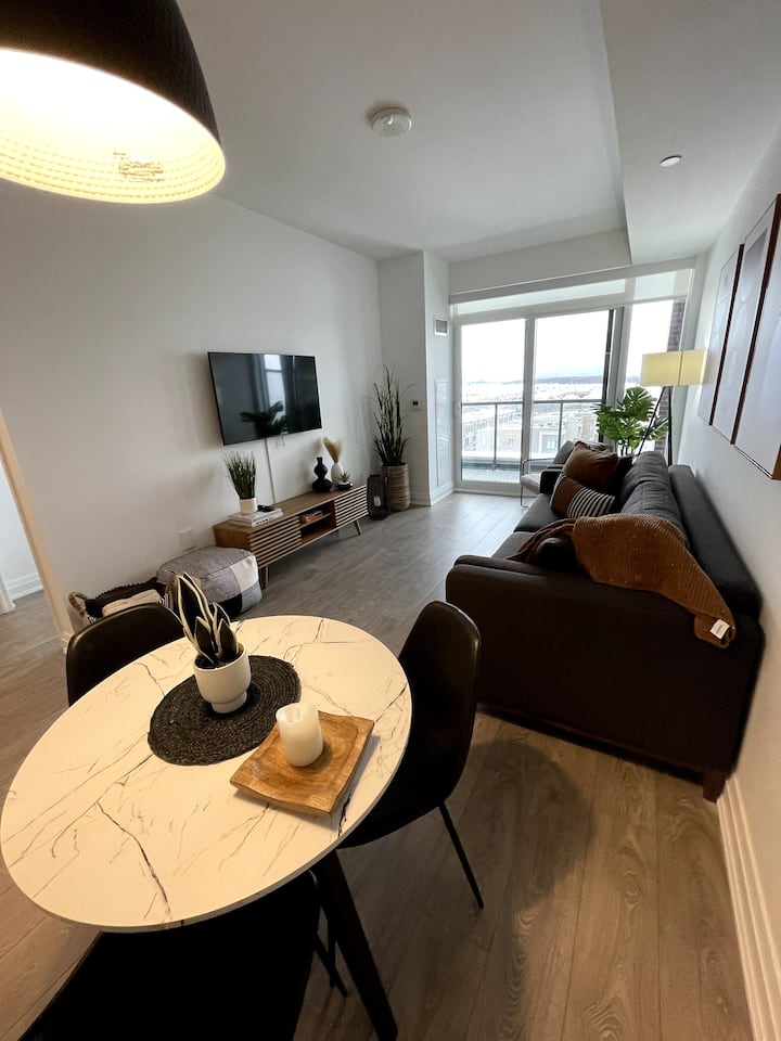 Beautiful Executive Luxury 1 Bdrm & Pet Friendly - Vaughan