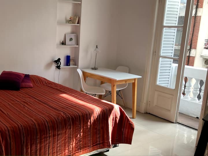 Luminoso Departamento De Estilo En Pleno Centro! - Buenos Aires