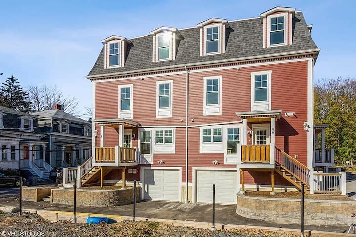 Fort Hill/highland Park Townhome - Boston, MA