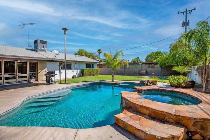 Casa Yuma Traveler’s Dream Pool Home - Yuma