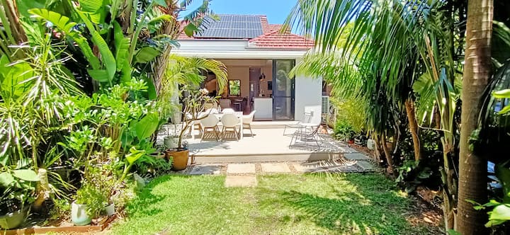 Sophisticated Bondi Beach House - Coogee