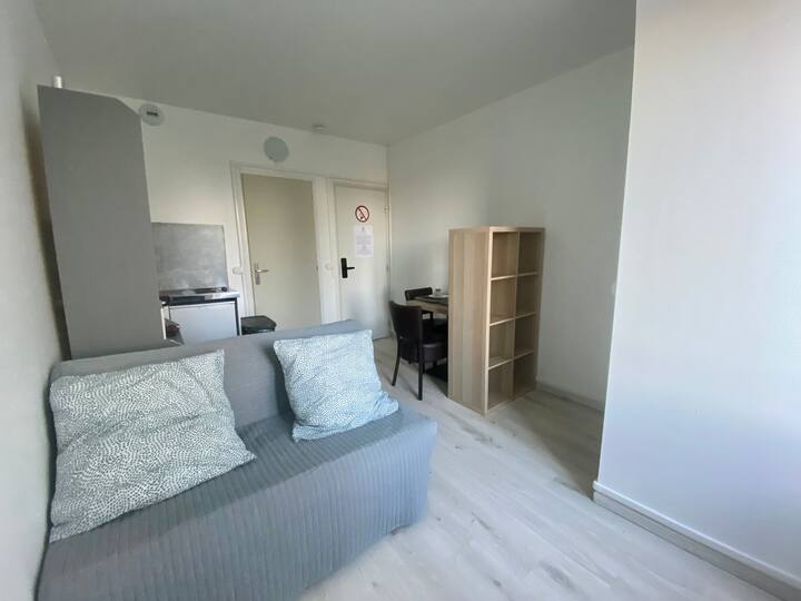 103 Studio Immeuble Persévérance - Puxe