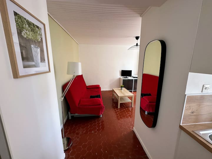 Studio Moderne Calme à 5' Des Plages Et Vieux Port - Marseille