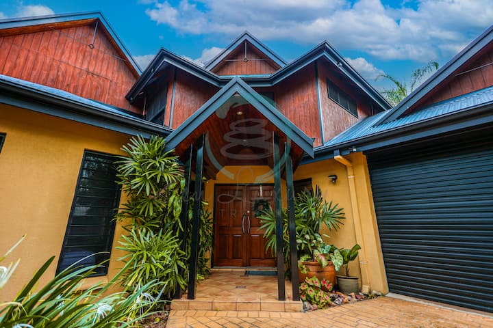 Picturesque & Tranquil - Pool - Bbq - Golf Course! - Palmerston City