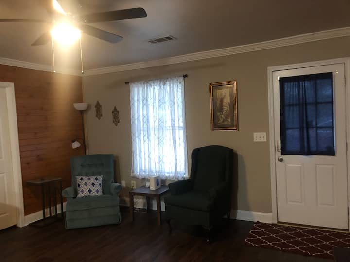 Country Atmosphere Close To I-55 And I-12 - Hammond, LA