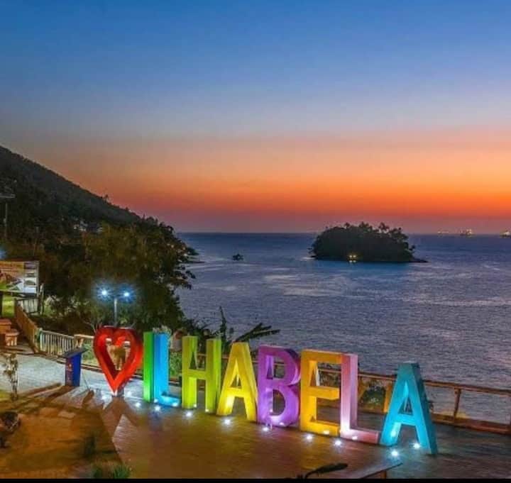 Casa Com óTima Localização - Ilhabela