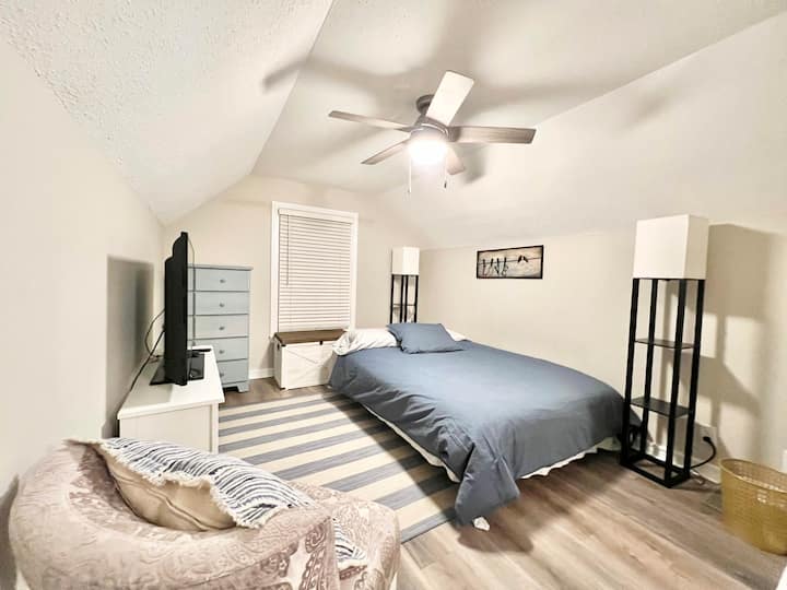 Cozy Minneapolis Charmer -Room 3 - Minneapolis