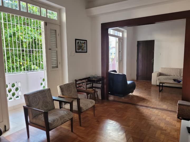 Ap. Amplo, Aconchegante E Perto Da Praia Na Barra - Salvador