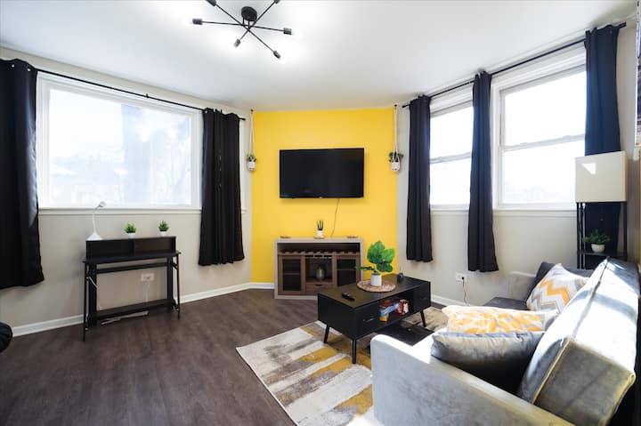 Fun 2br With Retro Arcade Near Downtown - Englewood - Chicago