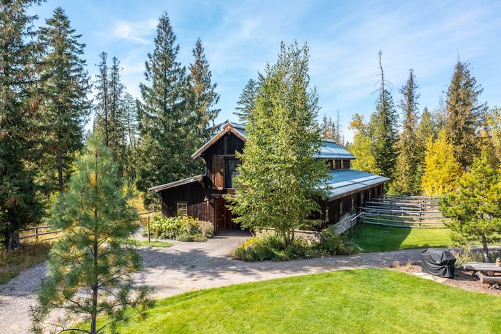 The Stalls At Whitefish - Glacier National Park