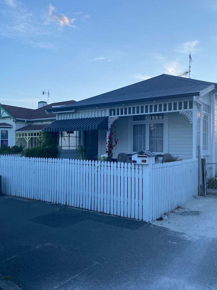 Wellesley Cottage - Napier