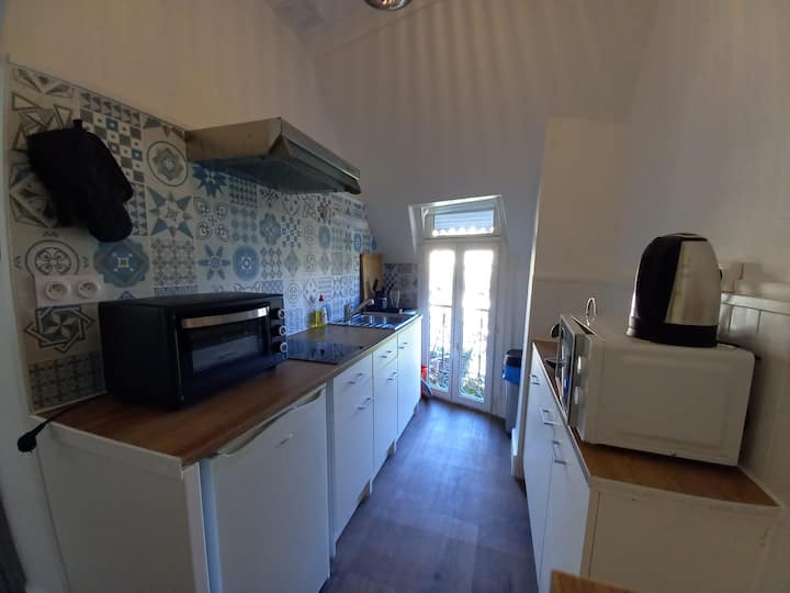 Appart 5       Studio 2eme éTage     Centre Luchon - Bagnères-de-Luchon