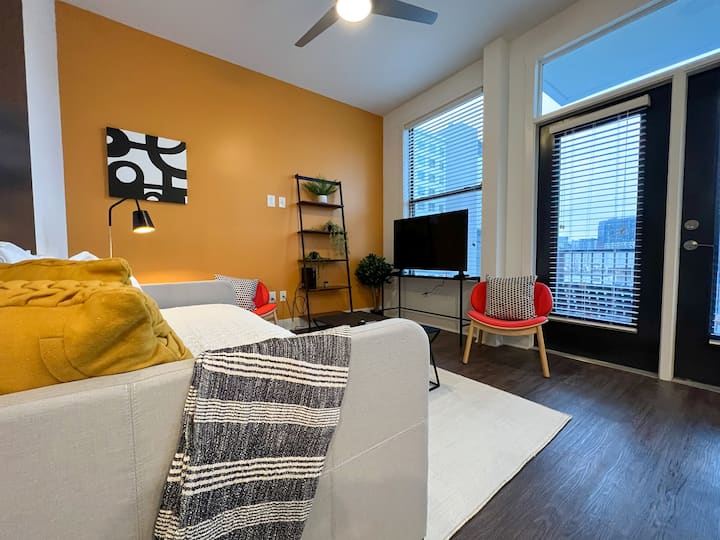 Broadway•ryman•bridgestone•pool•gym - Downtown Apt - Nashville