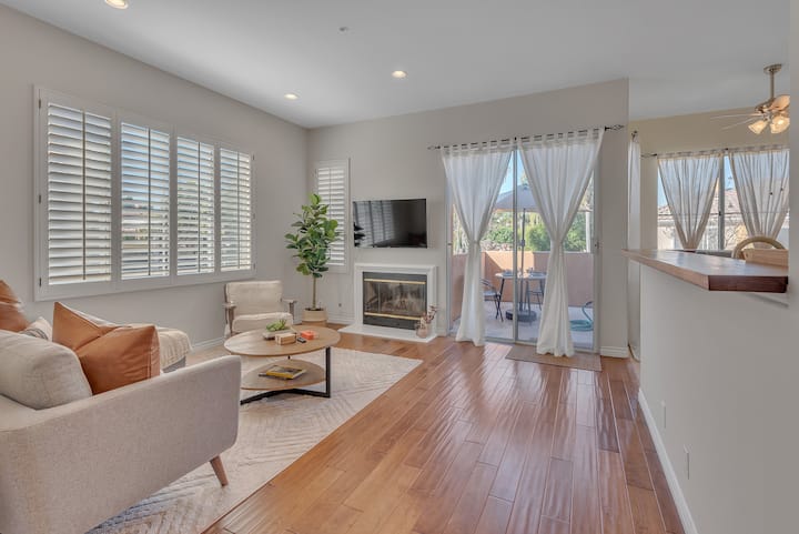 Private Retreat: Irvine 2bed/2bath Mid-term Haven - Irvine