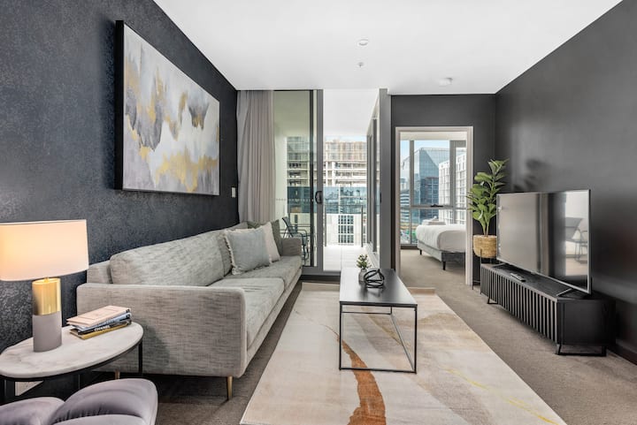 Stylish Apt In James St Precinct W/ Parking & Pool - 紐斯特德