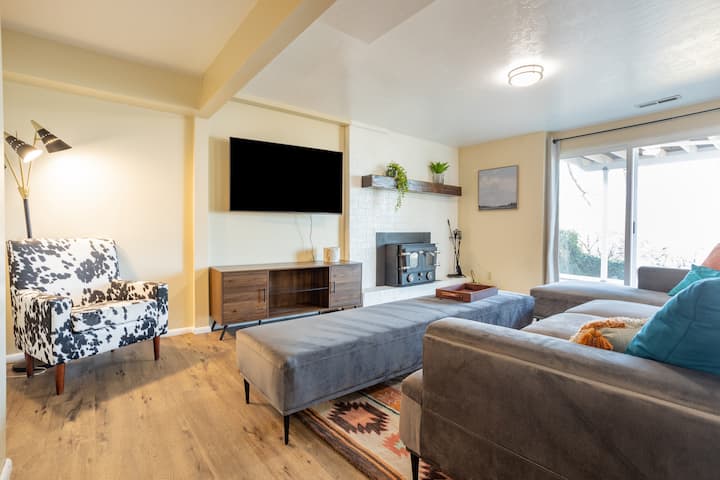 Spacious 3br Basement Apt | Airport, Work, Ski - Salt Lake City, UT