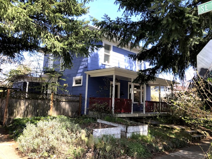 House Near Mt Tabor, Se Portland - Portland, OR