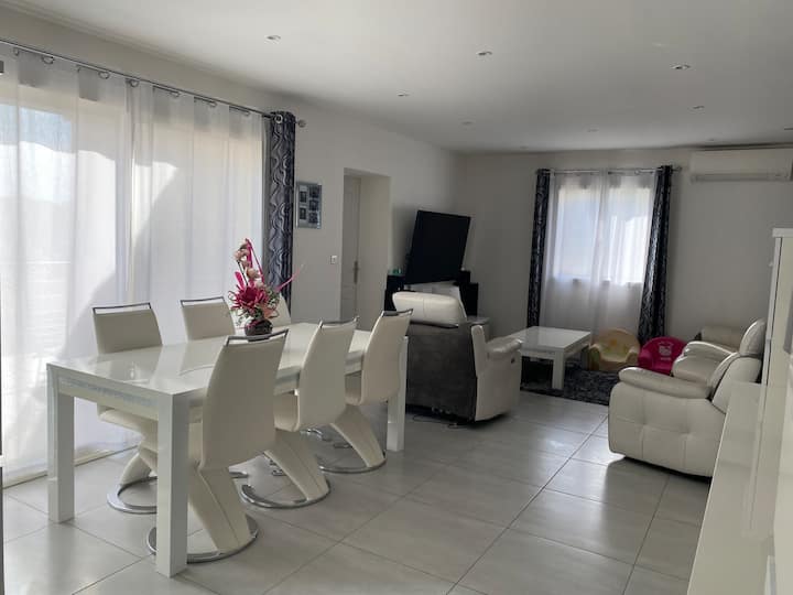 Villa De Plain Pied - Brignoles