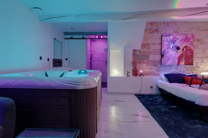 Suite Romantique - Centre Historique, Jacuzzi,wifi - Montpellier