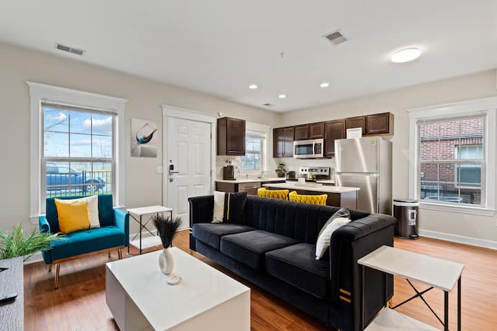 Your Cozy One Bedroom Midtown - Detroit