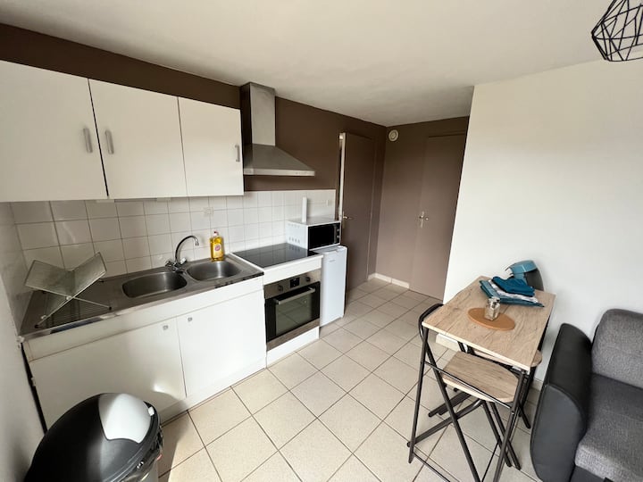 Appartement Indépendant 30m2 - Vic-sur-Cère