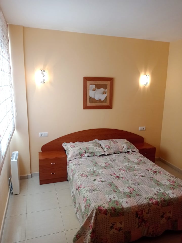 Апартаменты у моря, пляж Fenals - Costa Brava