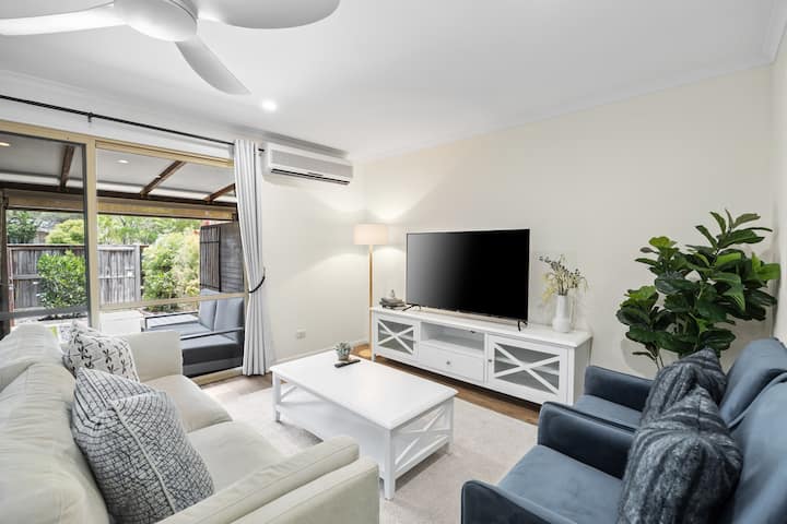 Regency Cosy Central Town House - Mooloolaba
