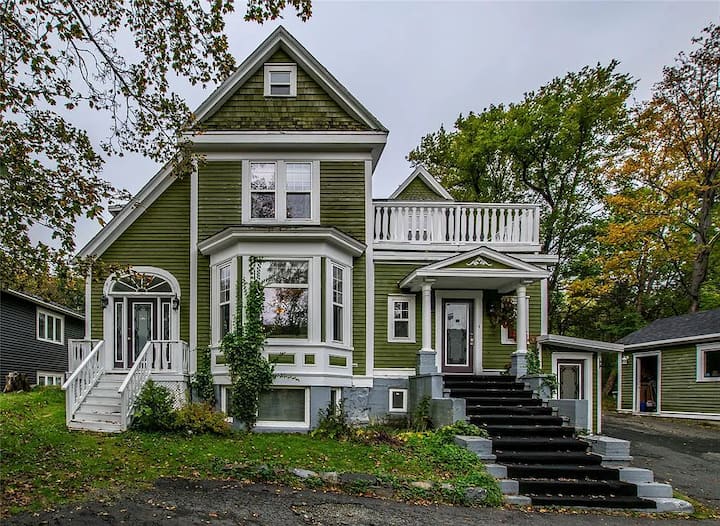 Welcome To Westport Manor - Saint John's