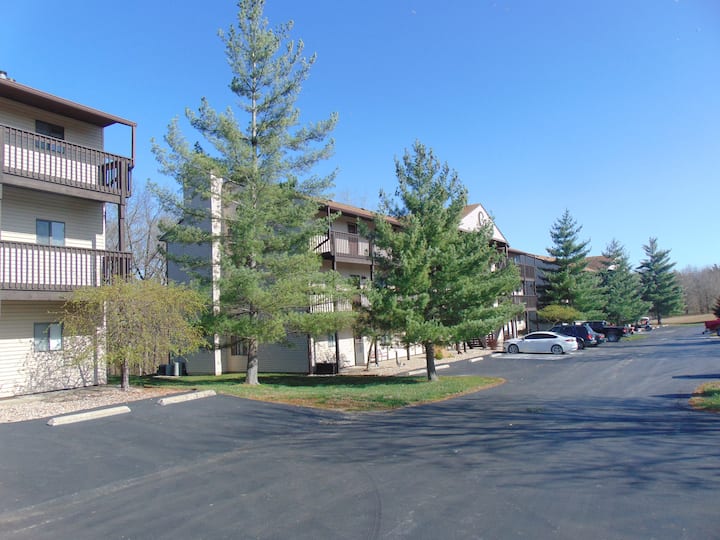 Mark Twain Lake Jellystone Condo - Splash Landing, Monroe City