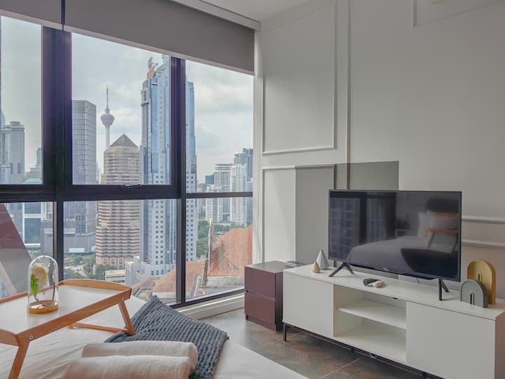 Free Netflix | Lvl 17 Modern Classic Entire Studio - Sentul
