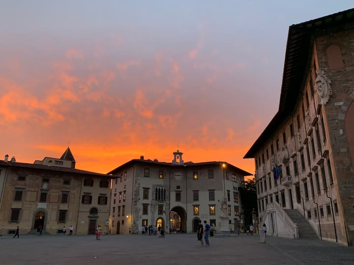 Palazzo Storico - Piazza Dei Cavalieri - 比薩