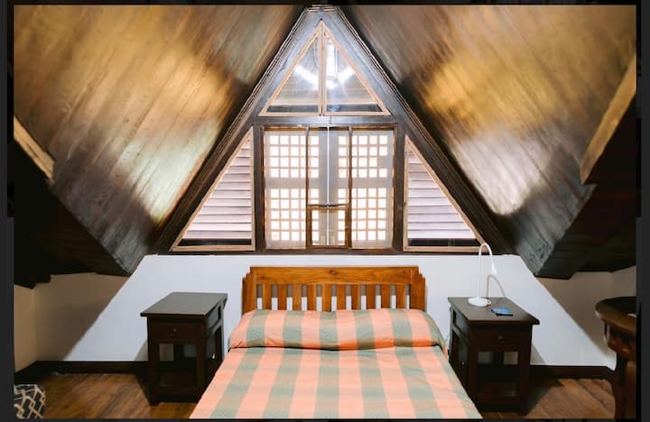 Attic Apartment - Vigan