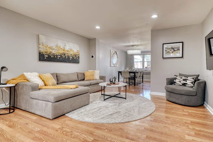 *Modern 3br 2ba* Fully Stocked! - Maryland