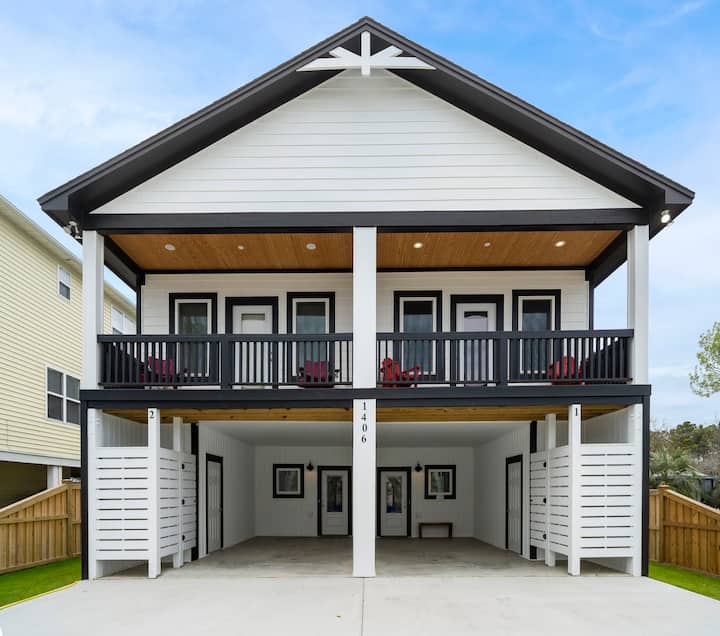 Blue Snapper- Pet Friendly Duplex Blocks To Beach - Carolina Beach, NC