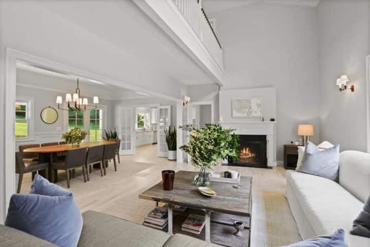 Luxurious Farm House - Fairfield, CT