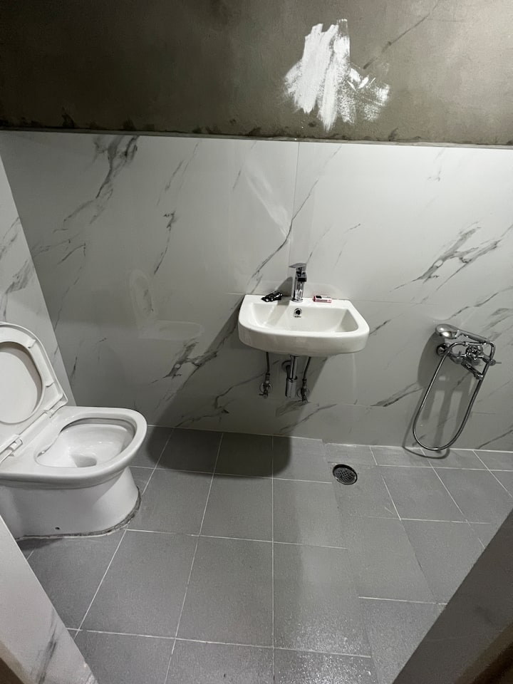 Three Bedrooms Apt - Aizawl