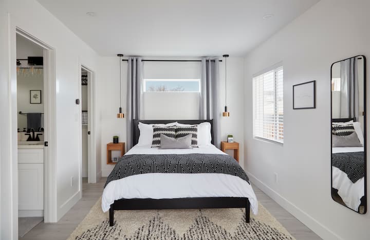 Newly Built! Guest House Studio! - Phoenix, AZ