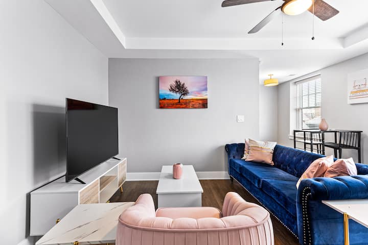 Your Cozy One Bedroom Midtown - Belle Isle Aquarium, Detroit
