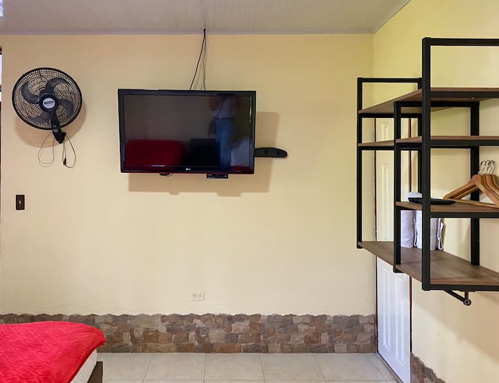 Habitación Privada Cuádruple En Casa Campestre Hh - Alcalá