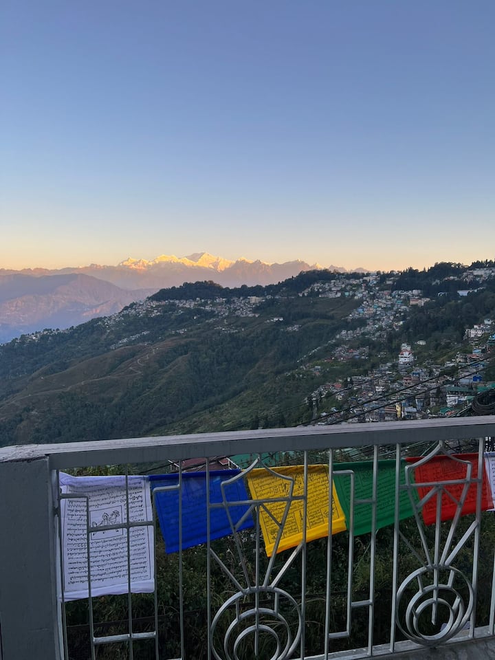 Jj Tribal Inn- 2 Limbu & Bhutia - Darjeeling