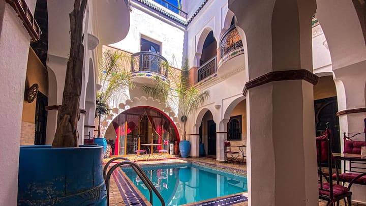 Chambre «Mille Et Une Nuit»  Avec Petit Déjeuner - Marrakesch