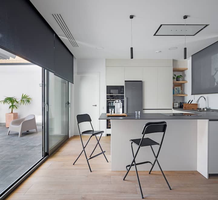 Modern Urban Villa, 30 Min South Of Barcelona - Castelldefels