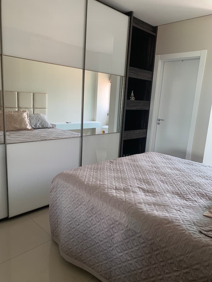 Super Acomodação  P/ Casal. Meia Praia-itapema-sc - Itapema