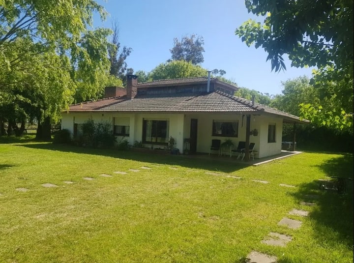 Casa De Campo  Pileta El Refugio - Villa Gesell