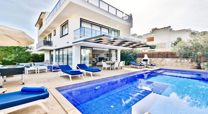 Villa Marina - Well Presented 4 Bed/5 Bath - Kalkan